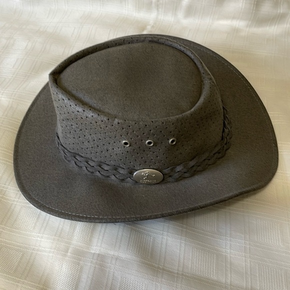 Aussie Chiller | Accessories | Aussie Chiller Cooling Hat Golf Hat Gray ...